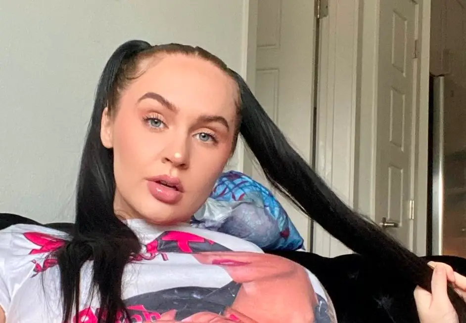 Emily Norman Biography, Age, Height, Career » Biooky